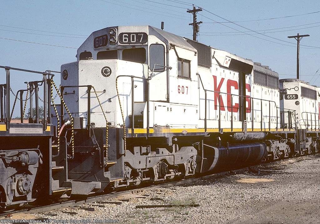 KCS SD40 607